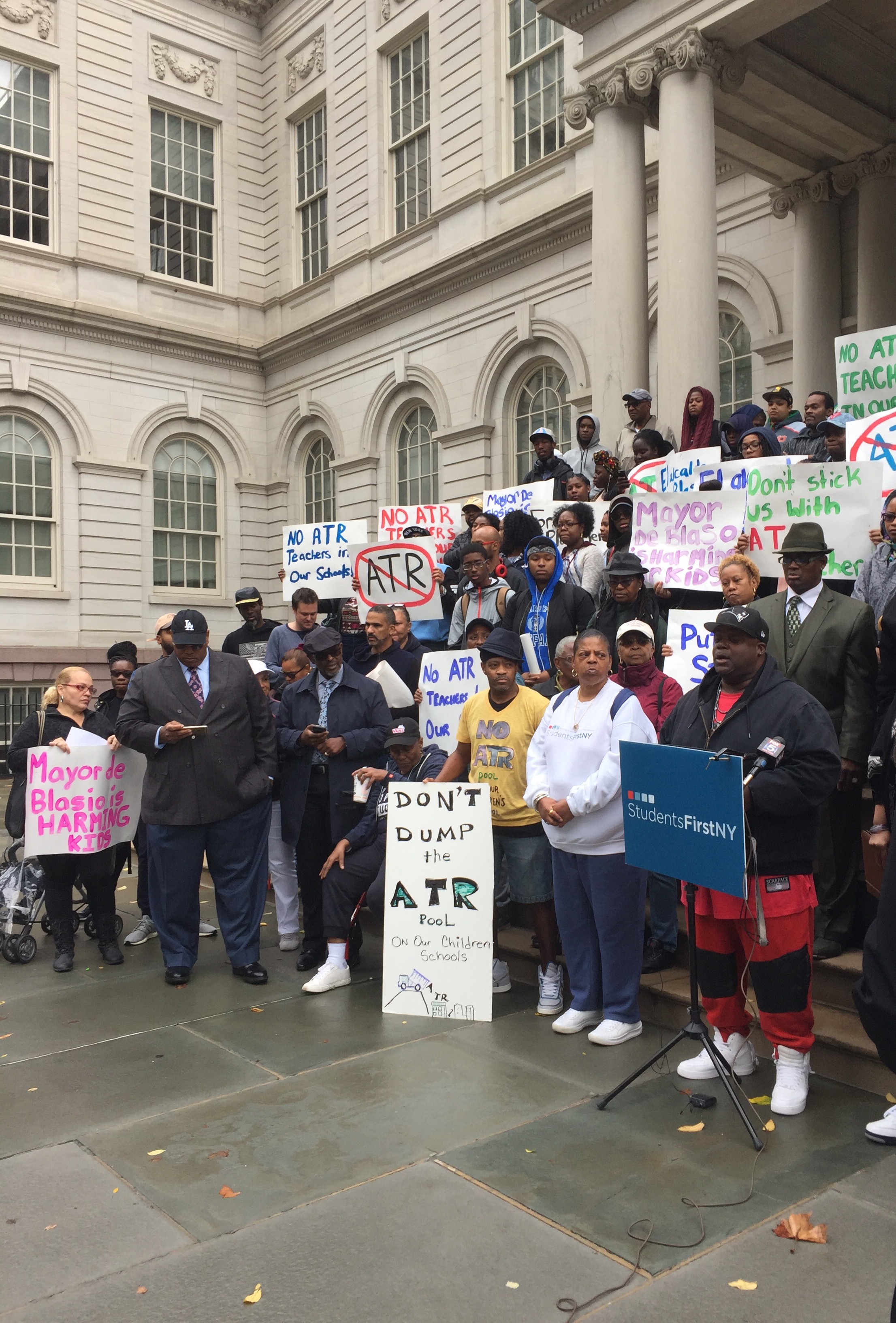 Parents Protest 'Forced Placement' of Teachers in New York City Schools ...